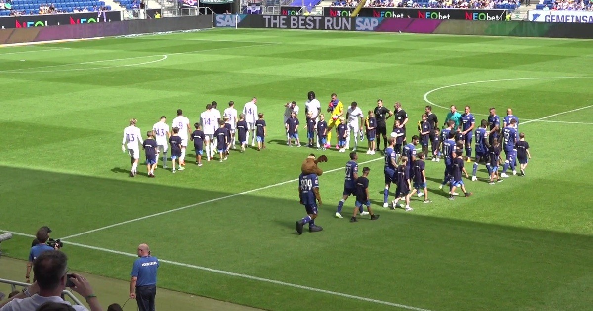 TSG 1899 Hoffenheim feiert Saisoneröffnung mit rund 11.500 Fans – 2:2 ...